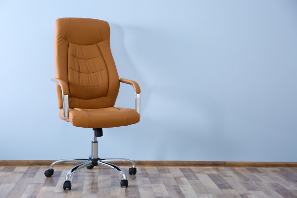 16 Work from Home Ergonomic Mistakes That Are Wrecking Your Body (And ...